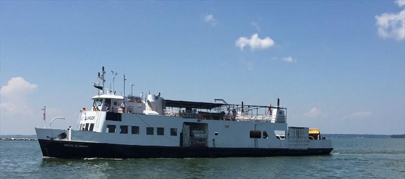 PELEE ISLANDER - Vesseljoin