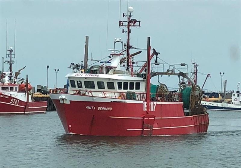 ANITA BERNARD - Vesseljoin