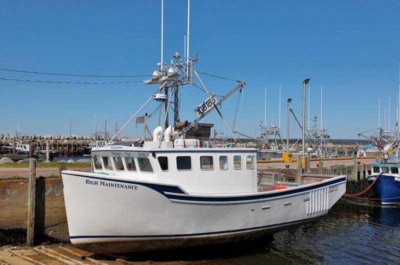 HIGH MAINTENANCE - Vesseljoin