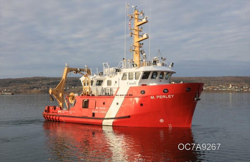 M.PERLEY - Vesseljoin