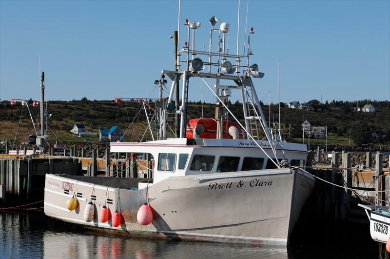 BRETT CLARA - Vesseljoin