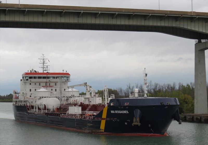 MIA DESGAGNES - Vesseljoin