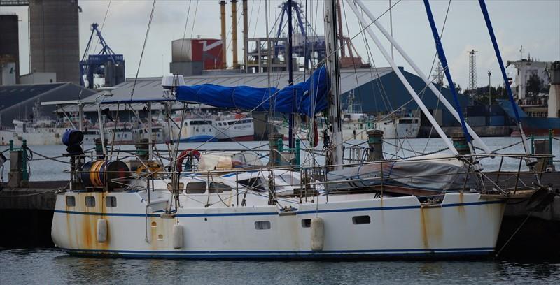 PAULINE CLAIRE - Vesseljoin