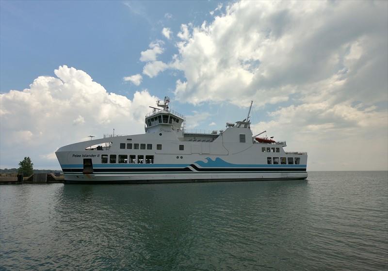 PELEE ISLANDER II - Vesseljoin