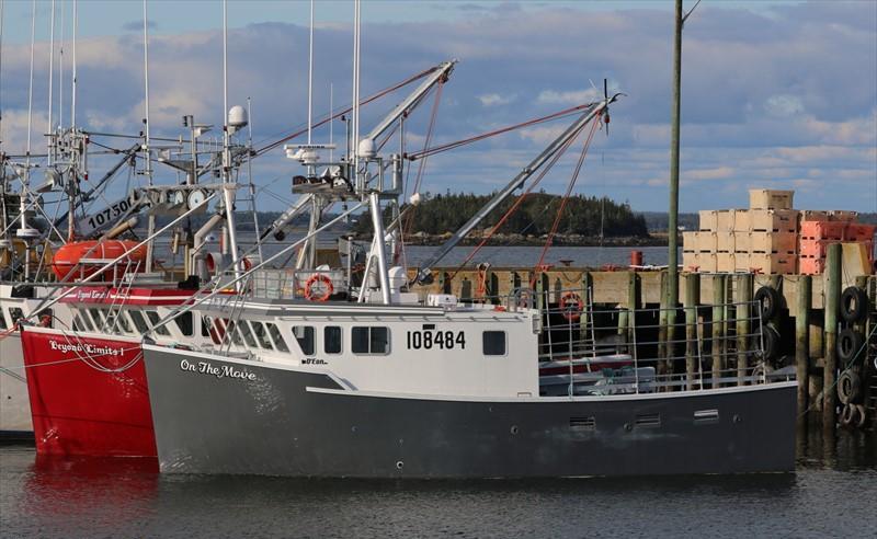 ON THE MOVE - Vesseljoin