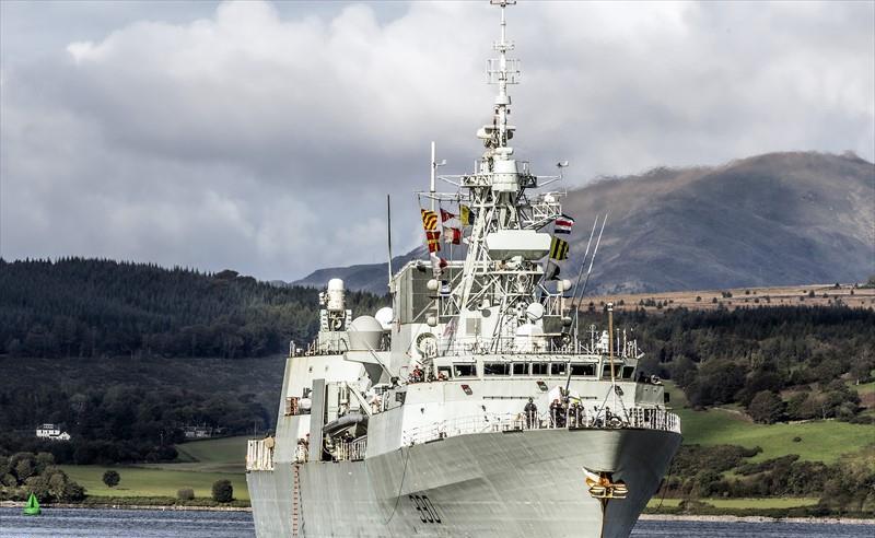 NATO WARSHIP 330 - Vesseljoin