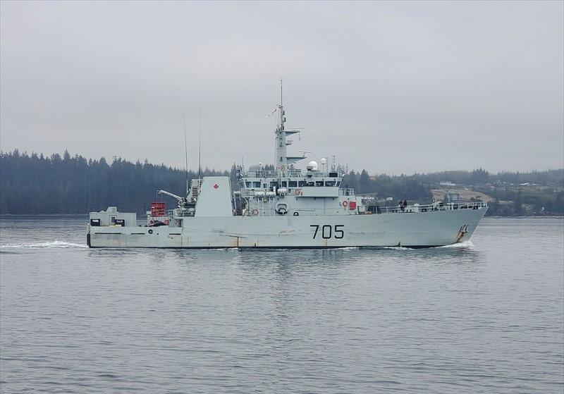CANADIAN WARSHIP 705 - Vesseljoin