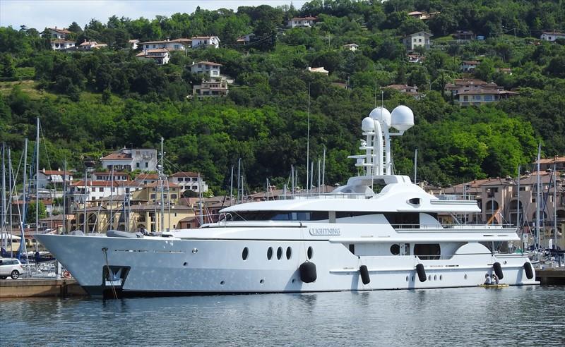 LIGHTNING - Vesseljoin