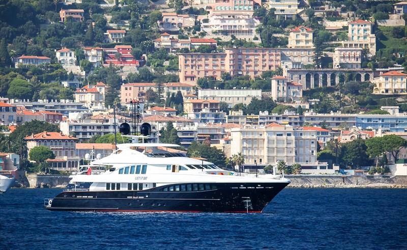 LET IT BE - Vesseljoin