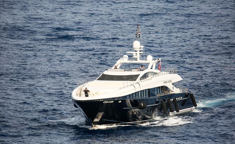 PERLE NOIRE - Vesseljoin