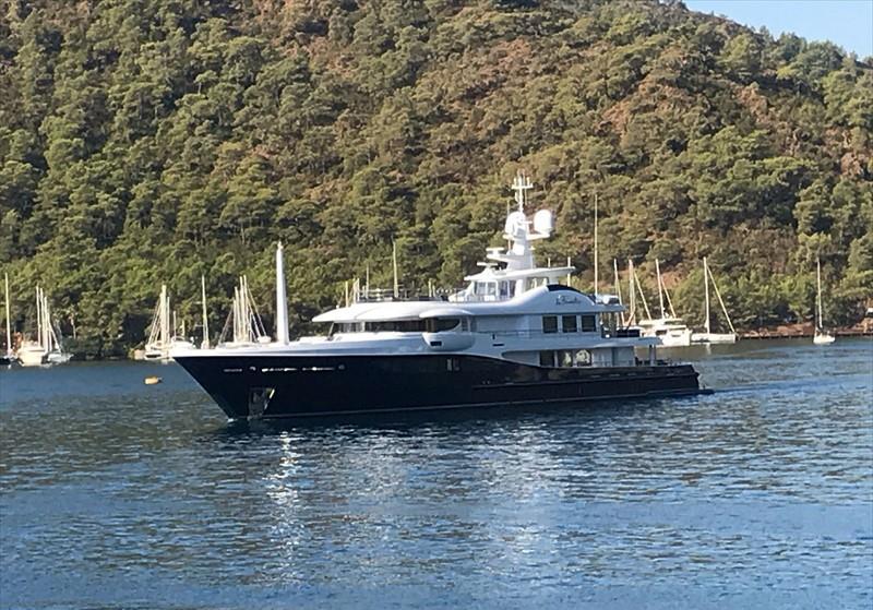 LA FAMILIA - Vesseljoin