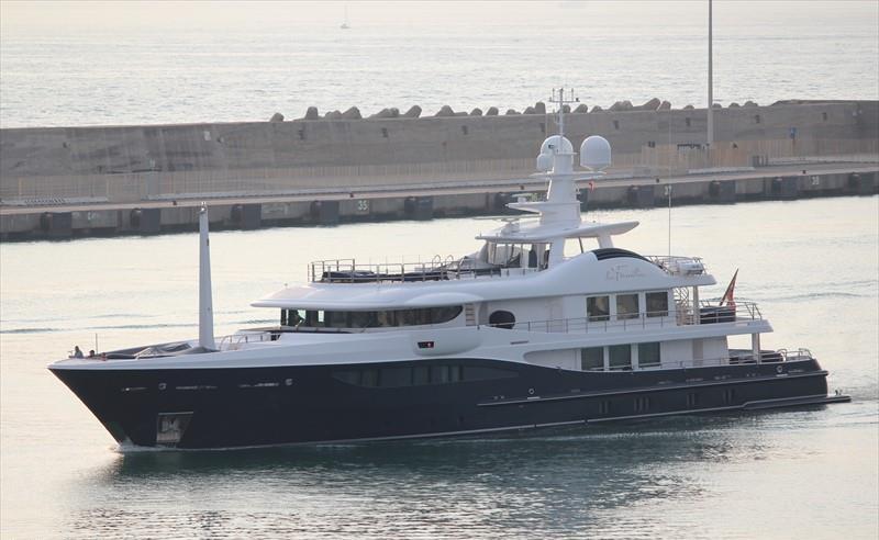 LA FAMILIA - Vesseljoin