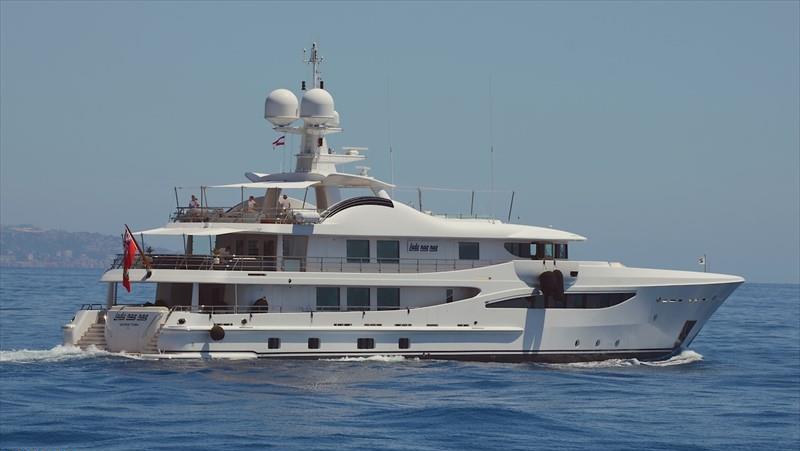 LADY BRAVE - Vesseljoin