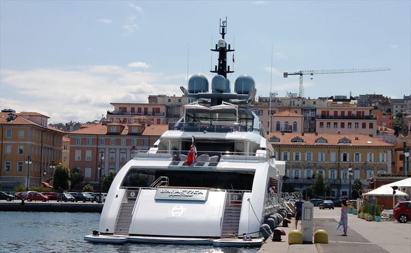 GALACTICA SUPER NOVA - Vesseljoin