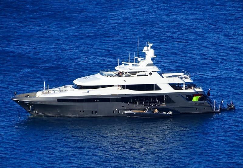 MUCHOS MAS - Vesseljoin