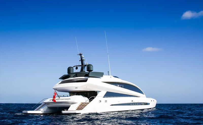 ROYAL FALCON ONE - Vesseljoin