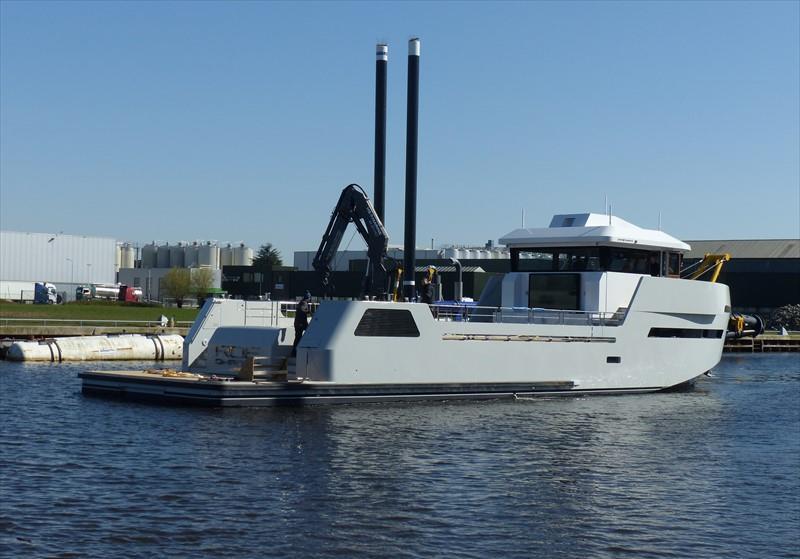 ROE SHADOW - Vesseljoin