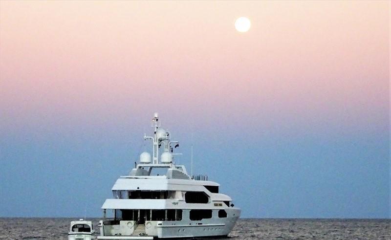 DOUBLE HAVEN - Vesseljoin