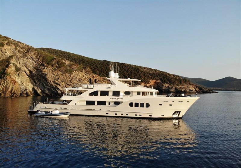 LADY JADE - Vesseljoin