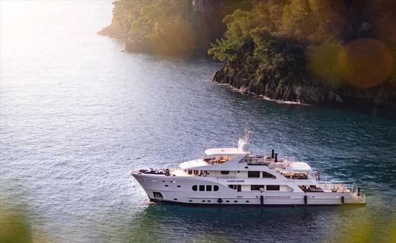 LADY JADE - Vesseljoin