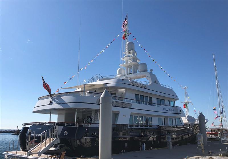 FULL MOON - Vesseljoin