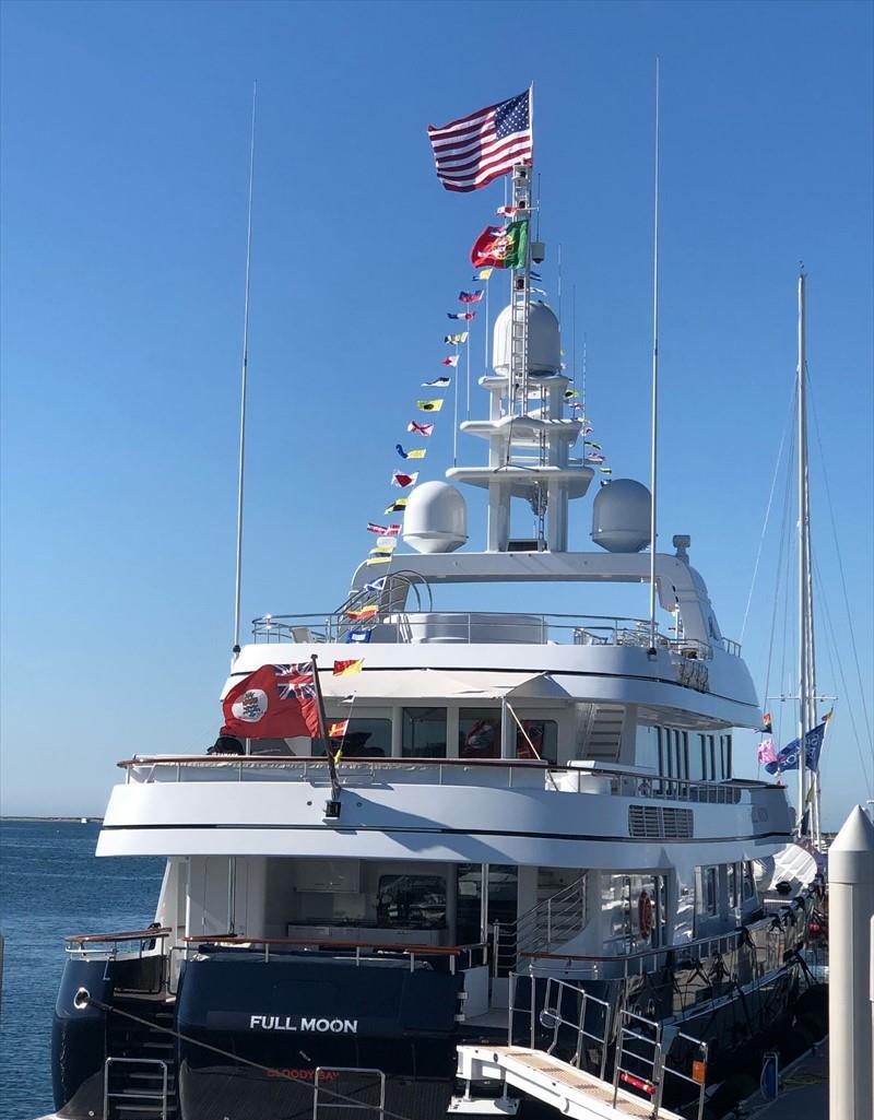 FULL MOON - Vesseljoin