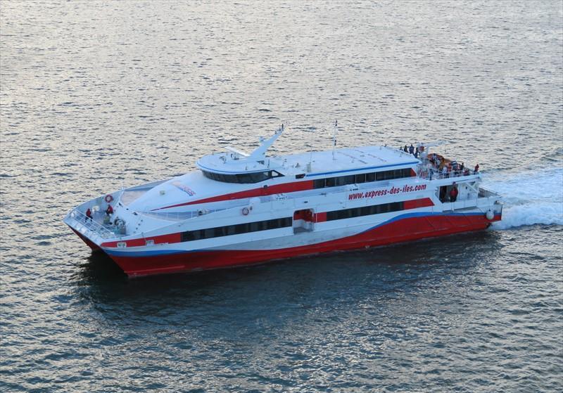 GOLD EXPRESS - Vesseljoin