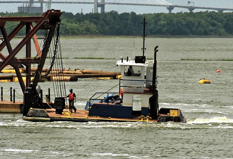 KELLY ANNE - Vesseljoin