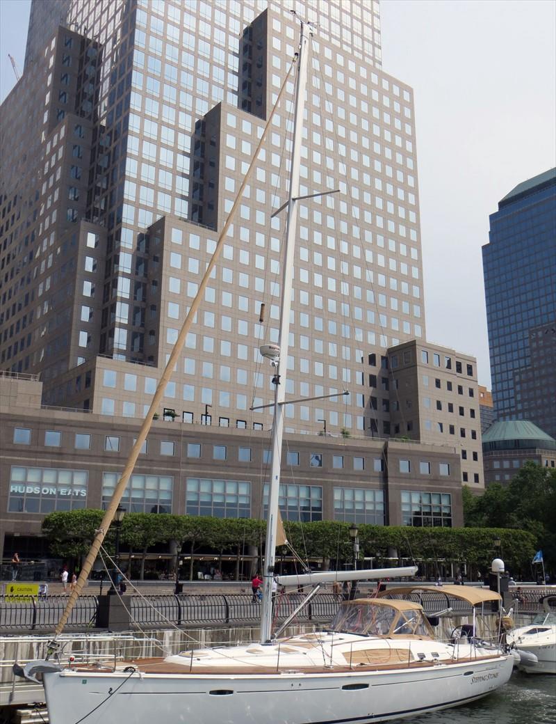 STEPPING STONES - Vesseljoin