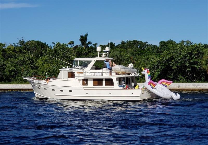 NINA MIA - Vesseljoin