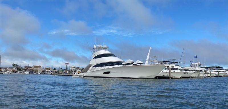 COMPLETELY KNOTS - Vesseljoin