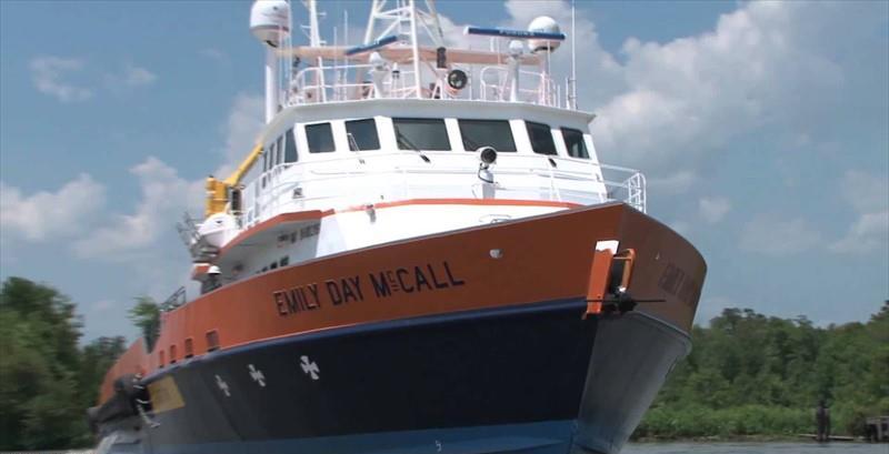 EMILY DAY MCCALL - Vesseljoin