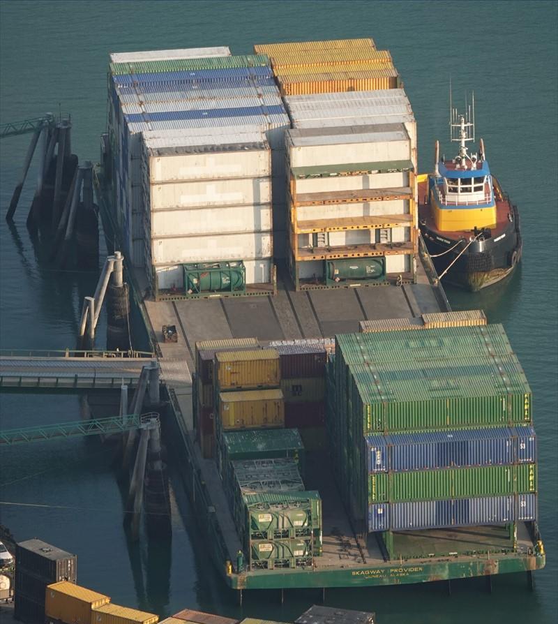 PACIFIC TITAN - Vesseljoin