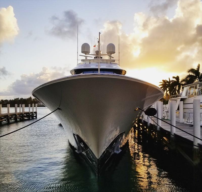 DONA LOLA - Vesseljoin