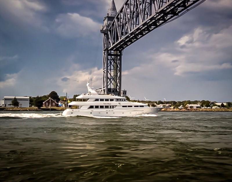 NICOLE EVELYN - Vesseljoin