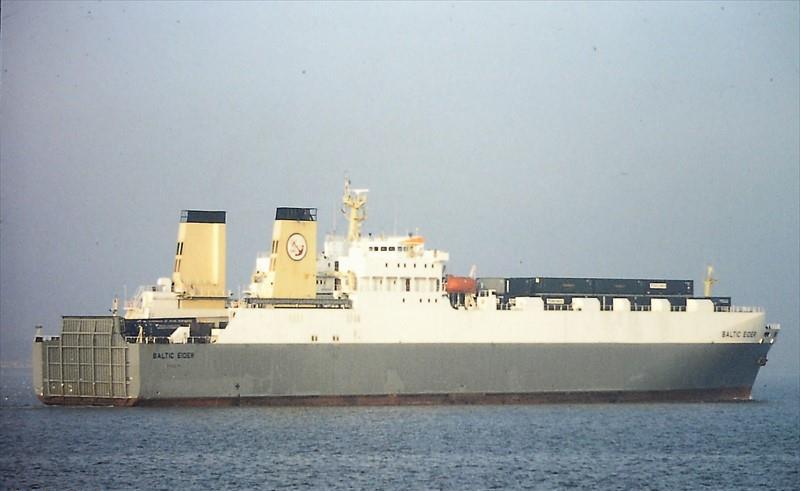 SUPER SHUTTLE RORO 10 - Vesseljoin