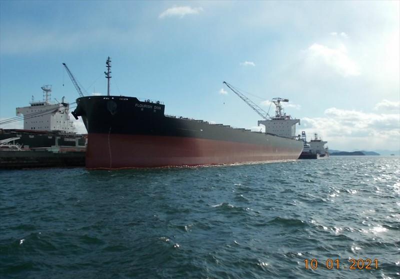 FLOURISH DIVA - Vesseljoin