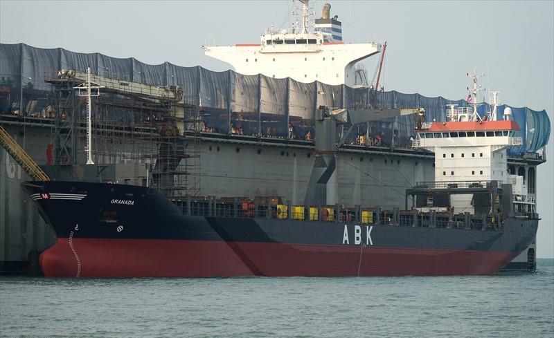 GRANADA - Vesseljoin