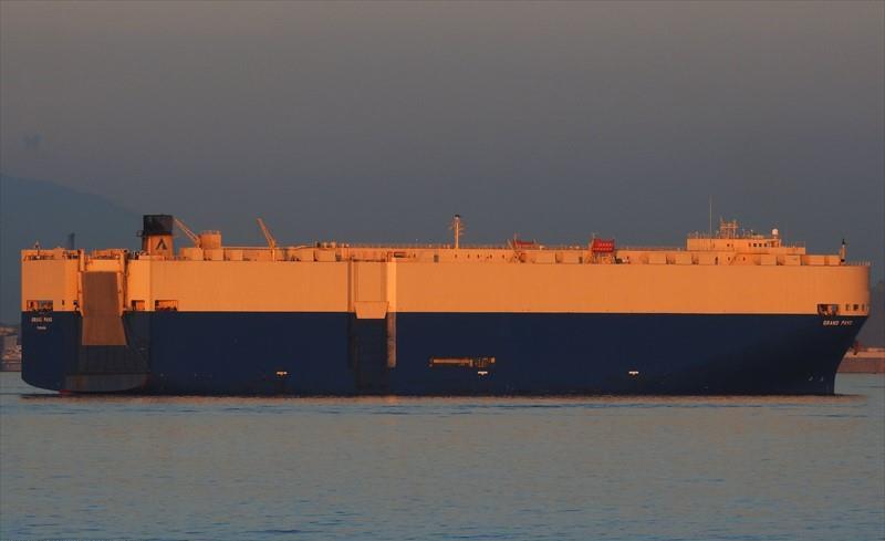 GRAND PAVO - Vesseljoin