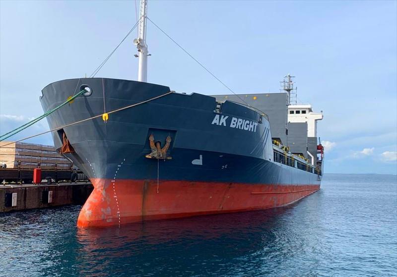 AK BRIGHT - Vesseljoin