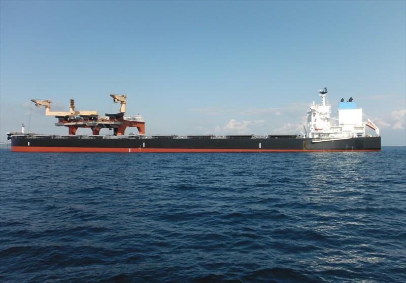 EMPEROR PAMPERO - Vesseljoin