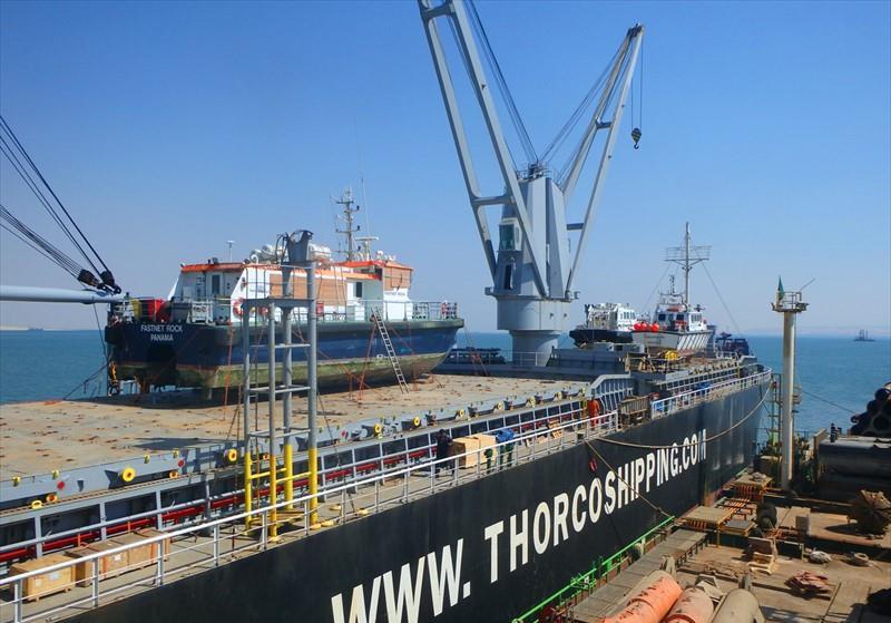 FASTNET ROCK - Vesseljoin