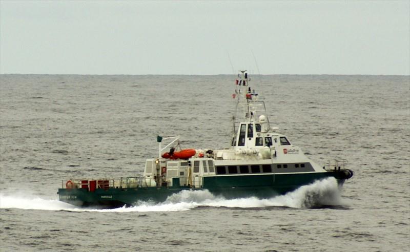 SURFER 324 - Vesseljoin