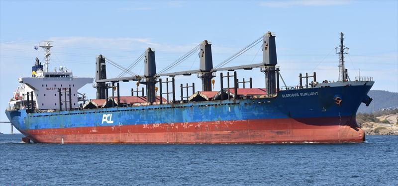 GLORIOUS SUNLIGHT - Vesseljoin