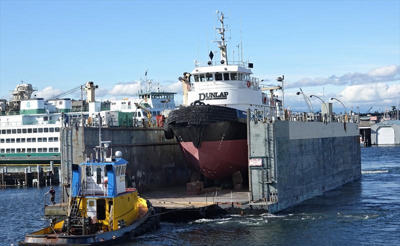 PHYLLIS DUNLAP - Vesseljoin