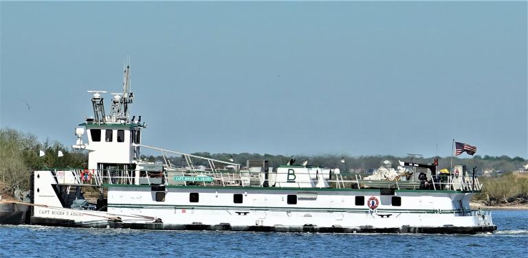 CAPT.ROGER D.ADAMS - Vesseljoin