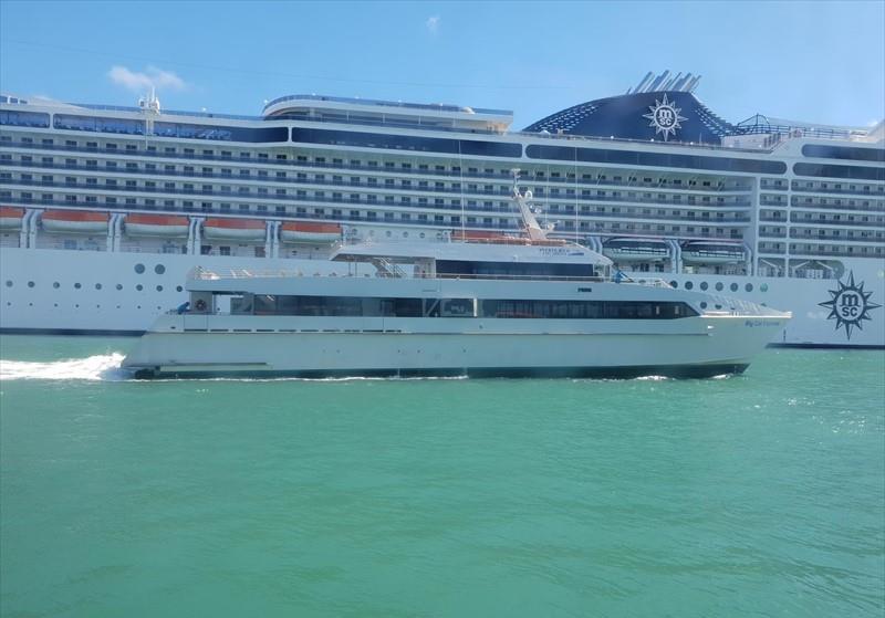 BIG CAT EXPRESS - Vesseljoin