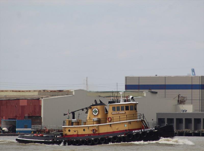 ANGUS R COOPER - Vesseljoin