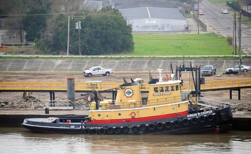 ANGUS R COOPER - Vesseljoin