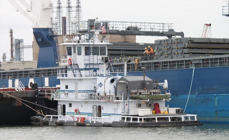 CAPT CHARLIE LAWRENC - Vesseljoin